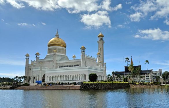 How to Maximize Your Layover in Brunei & Things to Do