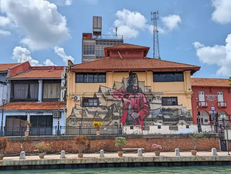 Where to Find Vibrant Street Art in Melaka, Malaysia